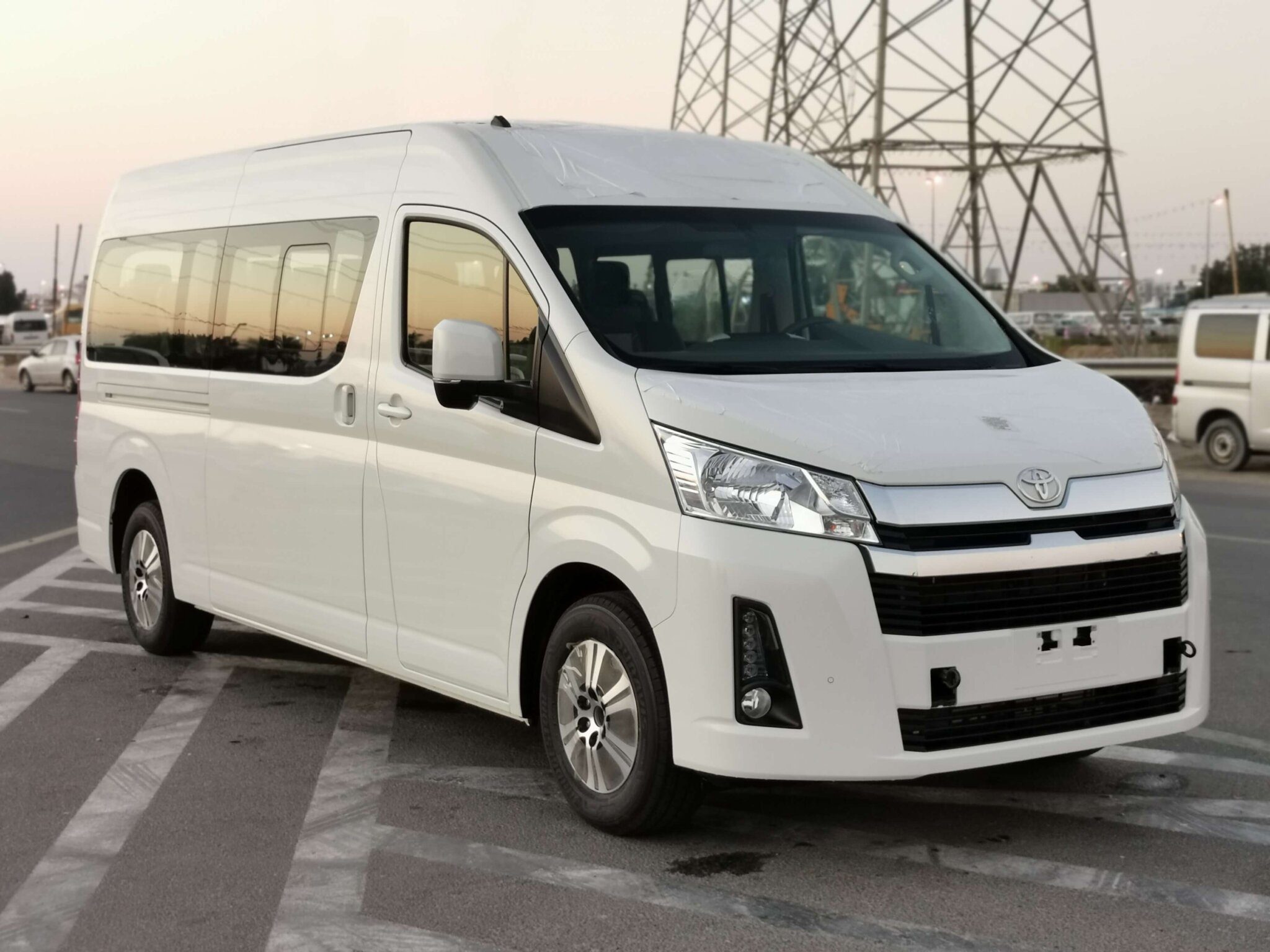 White Toyota Hiace High Roof GL 2022 2.8D | Monstro Hard