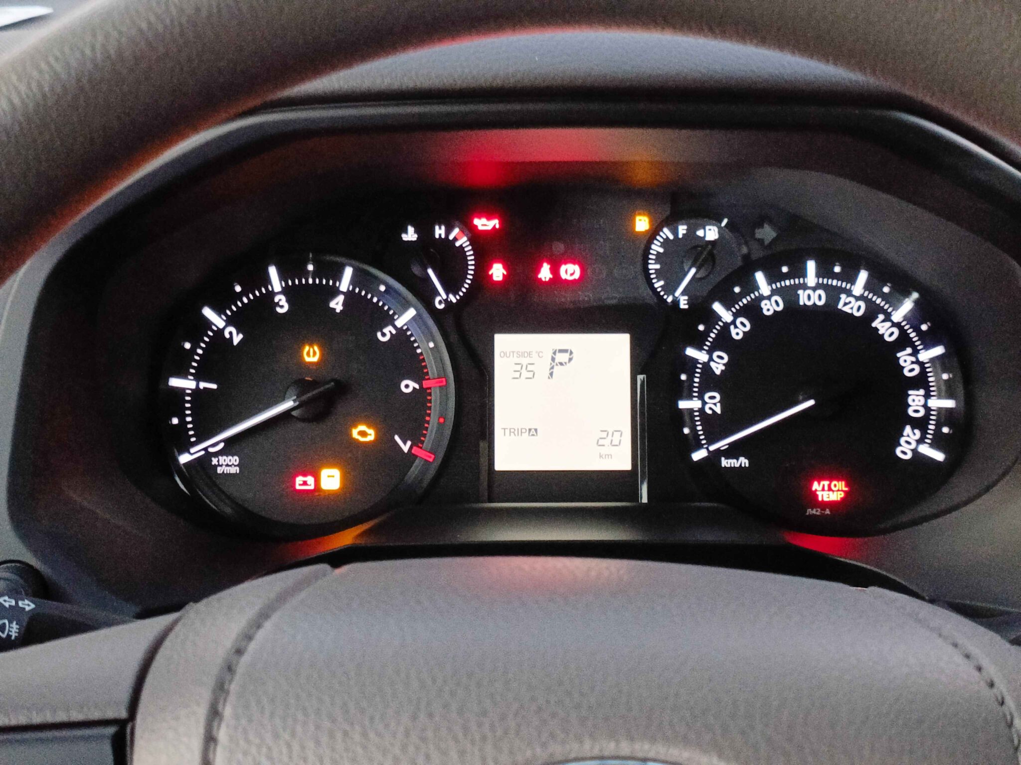 Toyota Prado TX 2022 2.7P White | Monstro Hard