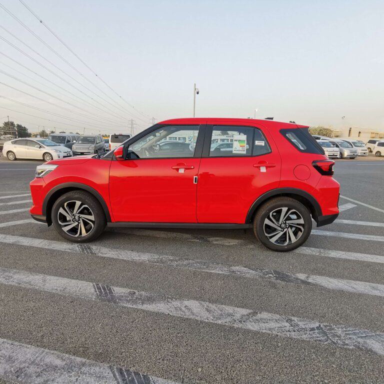 Toyota Raize G 2022 1.0P Red — Monstro Hard