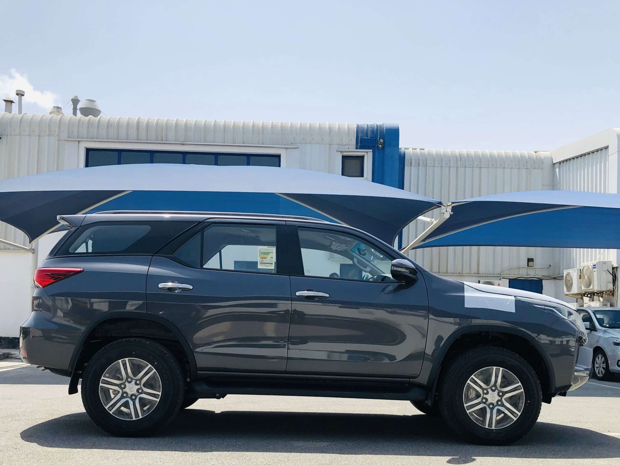 Toyota Fortuner 2023 2.7P Grey — Monstro Hard